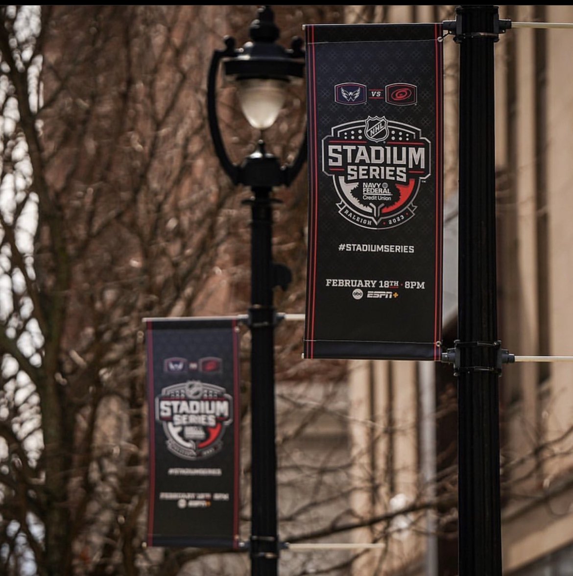 Banners & Installation – RaleighColorGraphic
